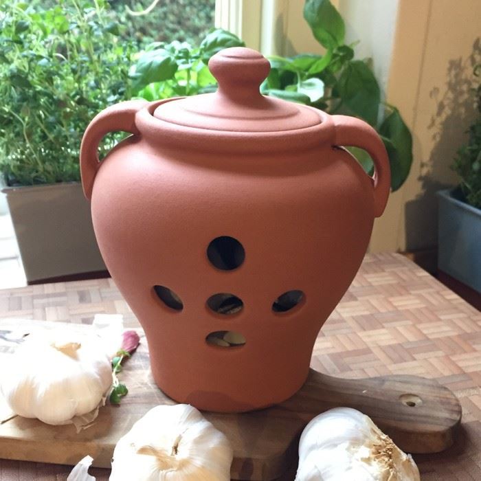 Garlic Pot (Large) - With White Glaze | Terracotta.uk.com | Hand-made ...